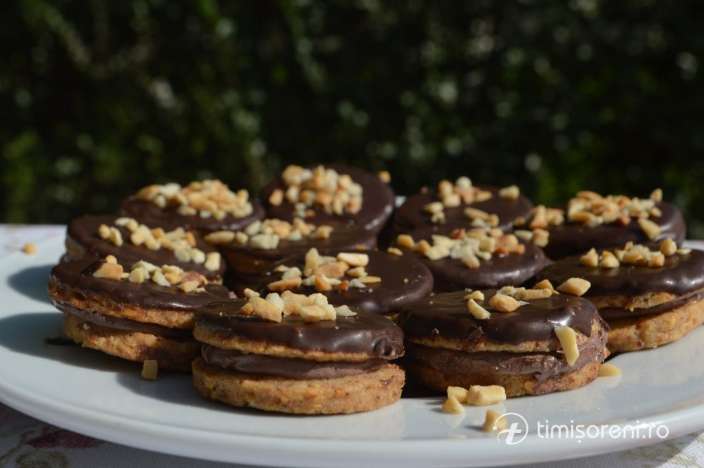 Patiserie in Timisoara by Cofetaria Trandafirul, galerie foto in Timisoara